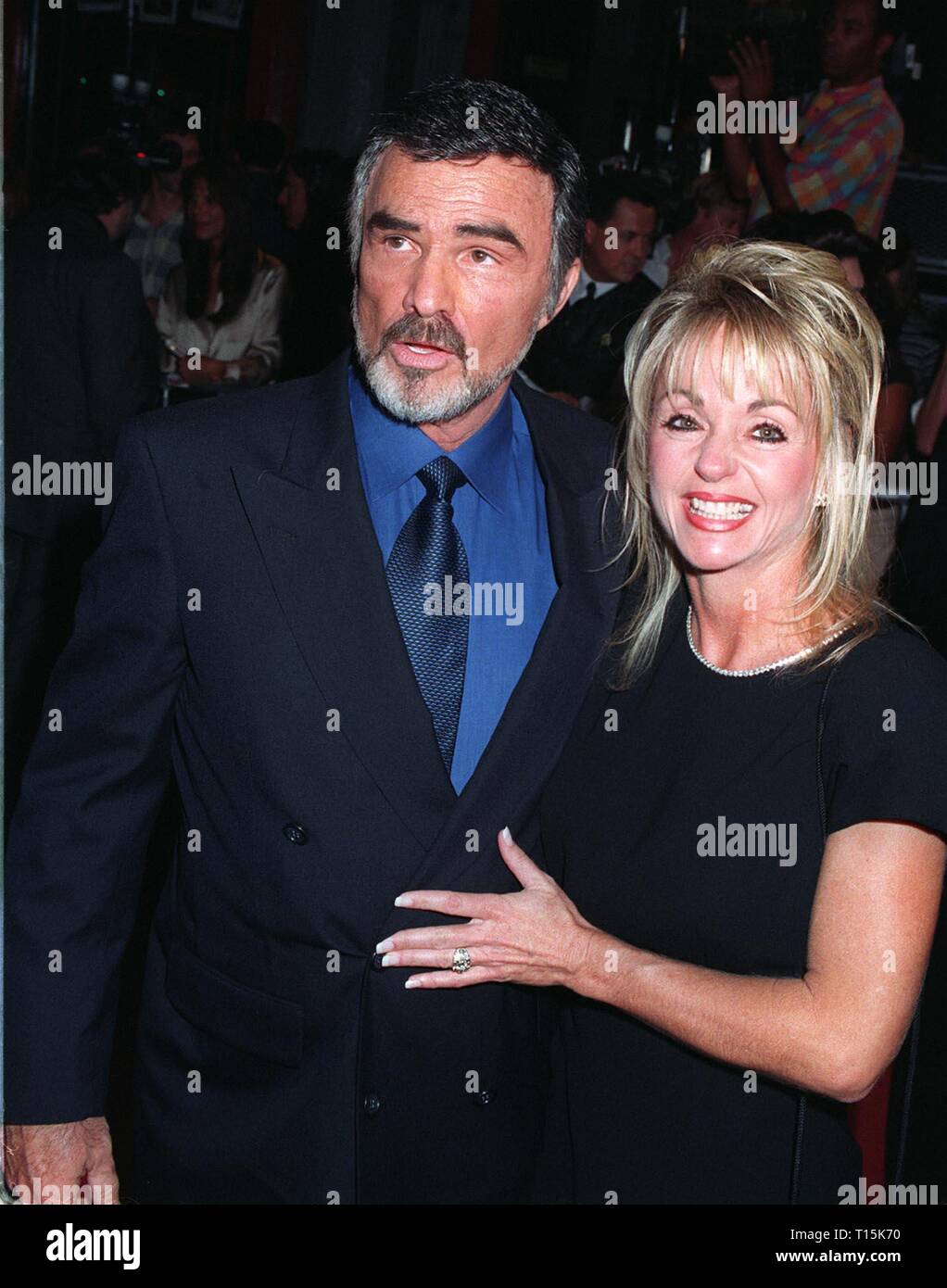 LOS ANGELES, CA. October 15, 1997: Actor Burt Reynolds & girlfriend ...