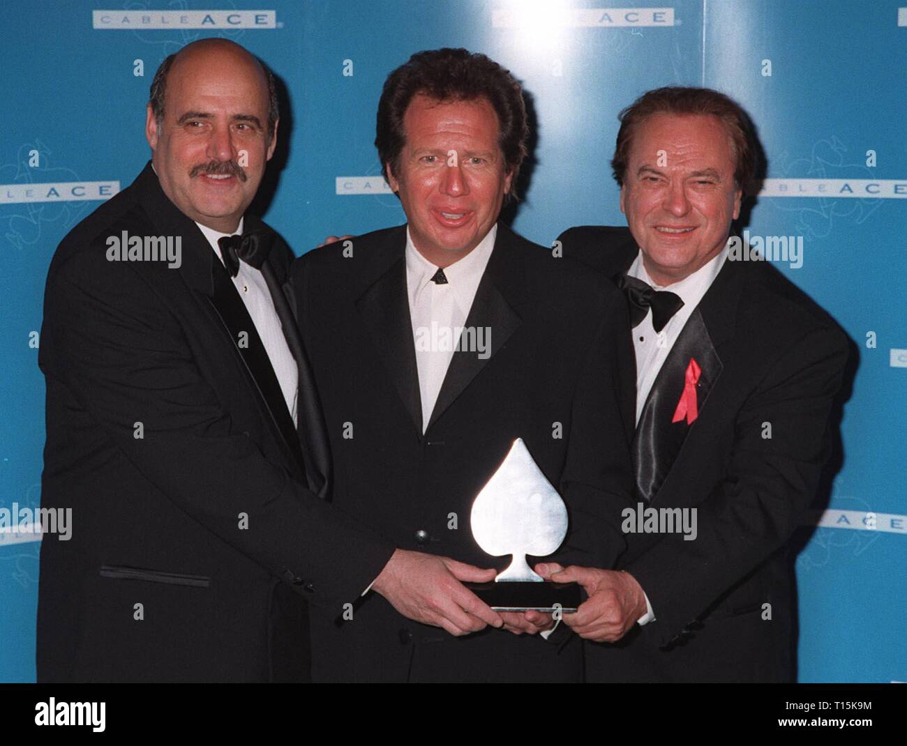 LOS ANGELES, CA. November 16, 1997: Stars of "The Larry Sanders Show ...