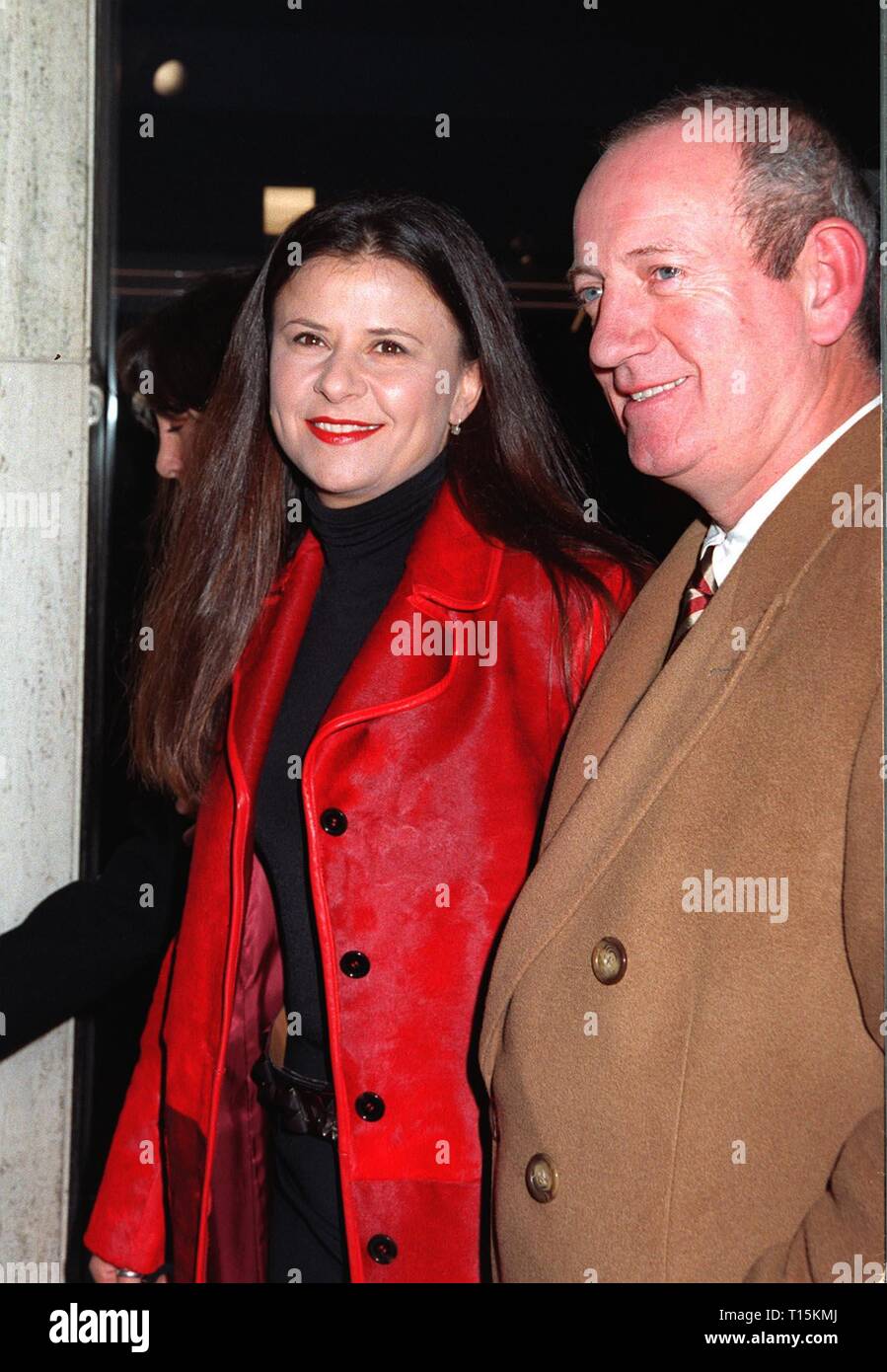 LOS ANGELES, CA. December 06, 1997: Actress/comedienne Tracey Ullman ...
