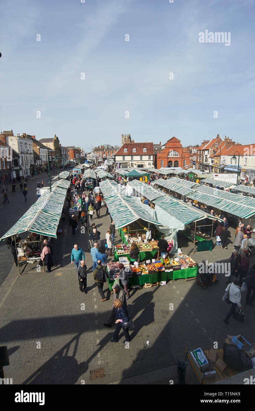 Aerial view of crowds of shoppers in Beverley Market, Saturday Market ...