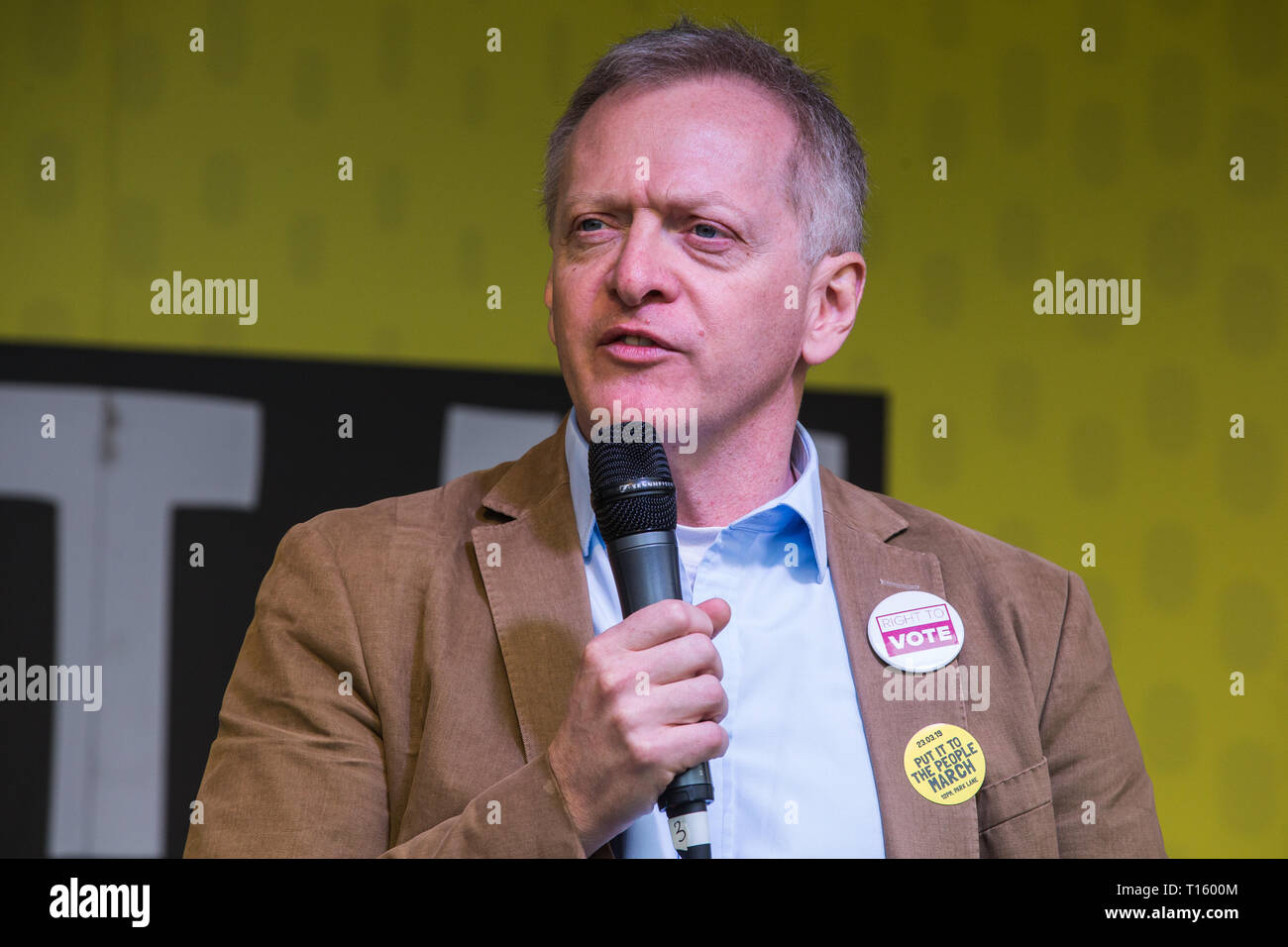 London, UK. 23rd March, 2019. Dr Phillip Lee, Conservative MP for ...