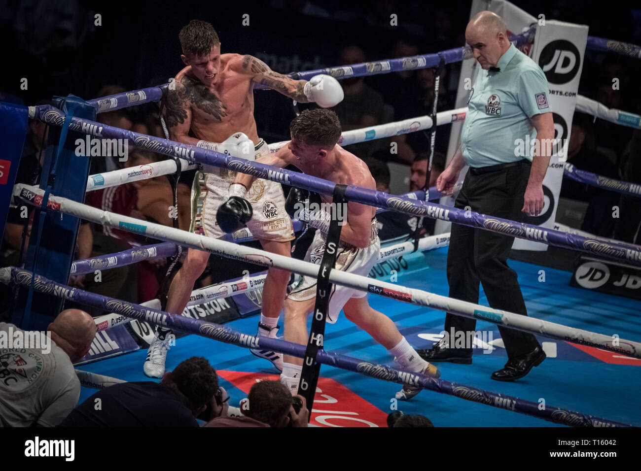 Charlie edwards hi-res stock photography and images - Alamy