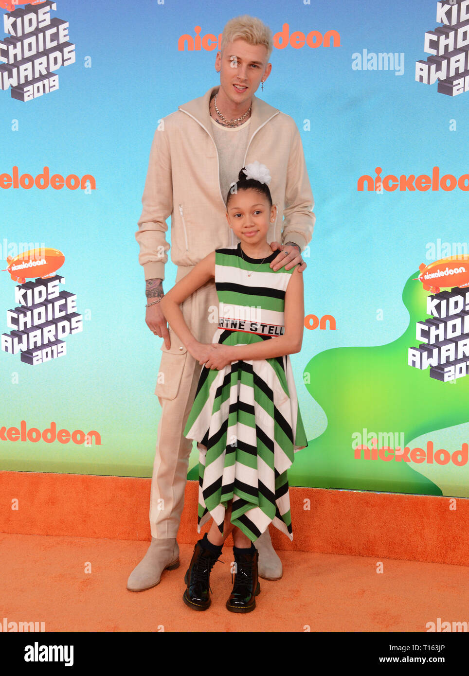 Casie colson baker 083 attends nickelodeon s 2019 kids hi-res stock ...