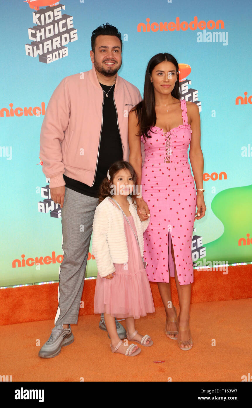 LOS ANGELES, CA- MARCH 23: Frankie Delgado, Jennifer Acosta, at ...