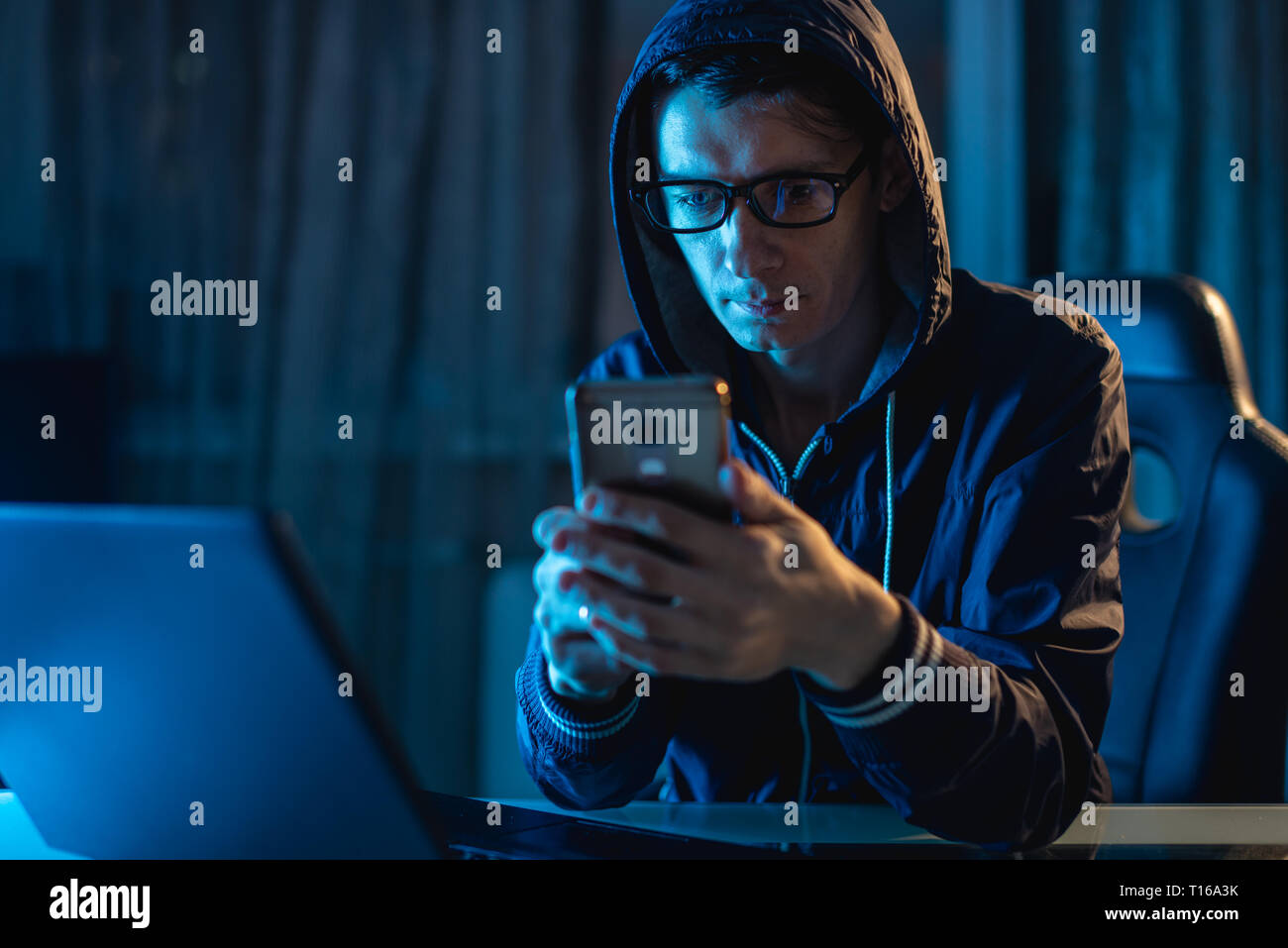 Crimeware hi-res stock photography and images - Alamy
