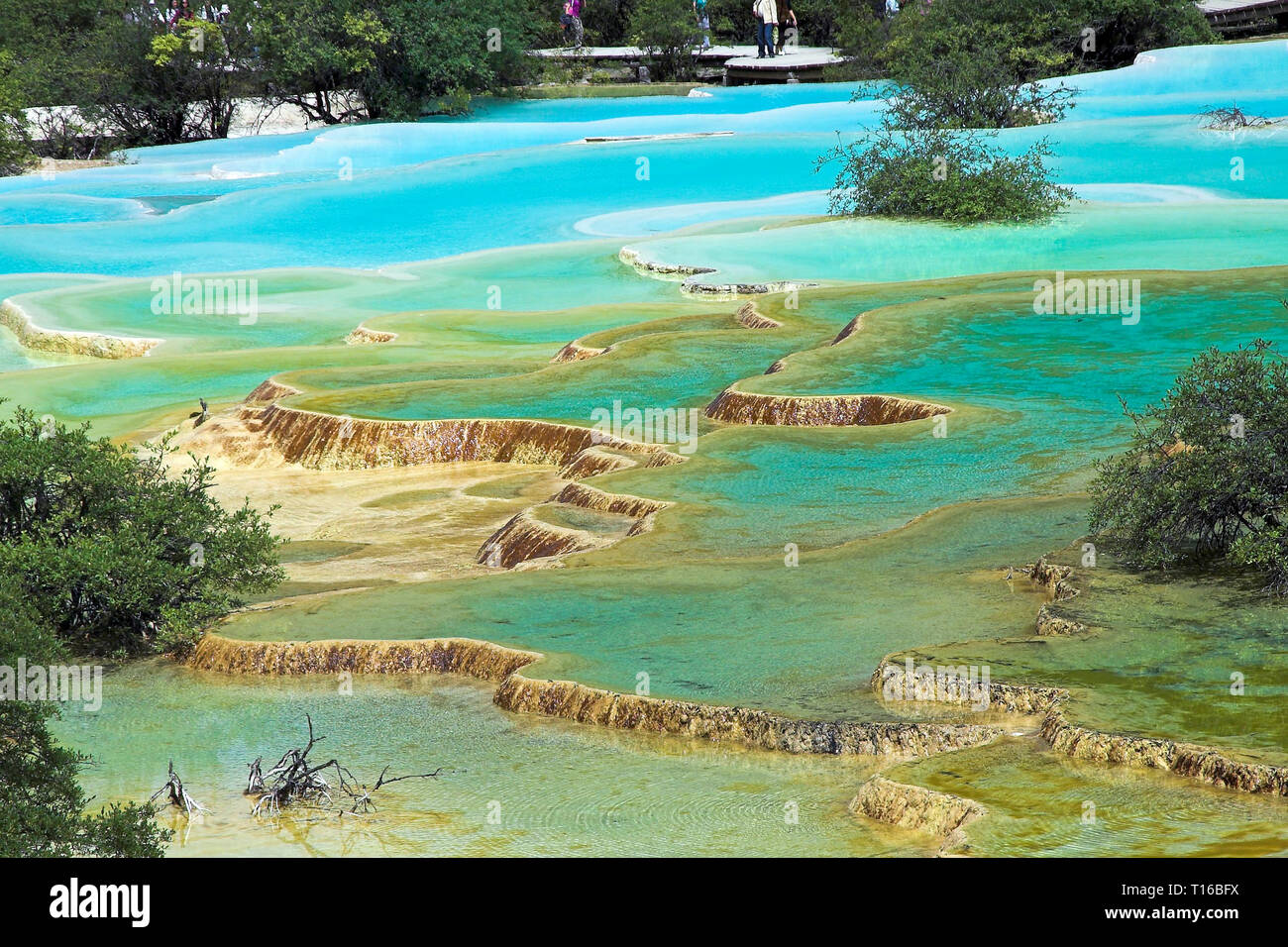 Travertine pools of huanglong, china hi-res stock photography and ...