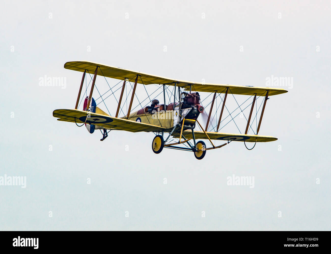 A WW1 Royal Aircraft Factory BE2c Landing at Duxford Stock Photo - Alamy