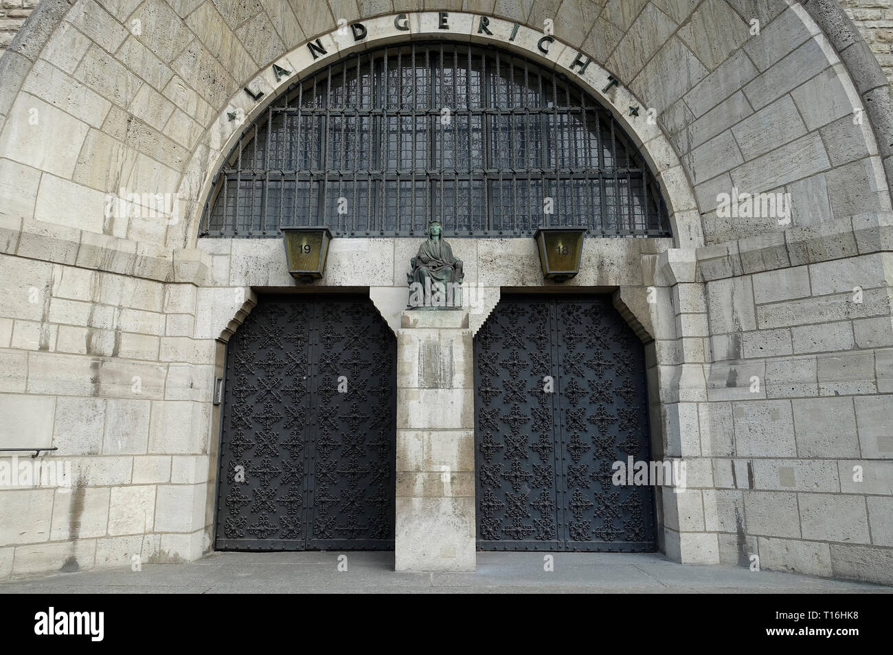 Judicial systems hi-res stock photography and images - Alamy