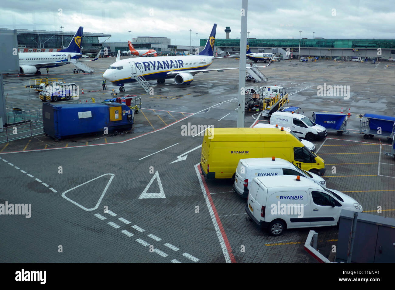 Ryanair budget carrier, Boeing 737, airline, Stansted Airport, London ...