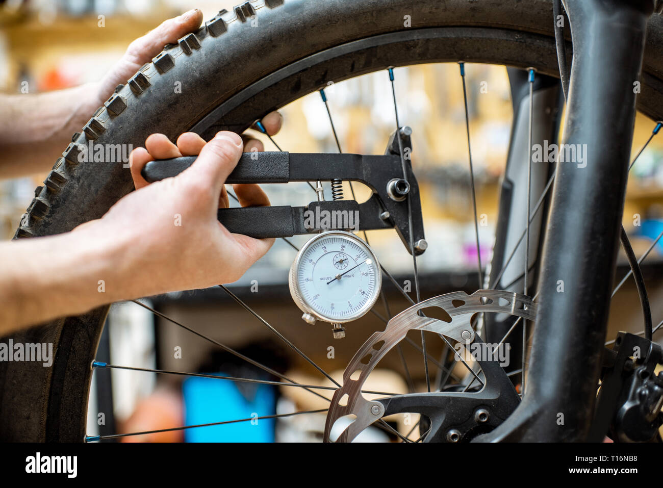 Measuring a wheel hi-res stock photography and images - Alamy
