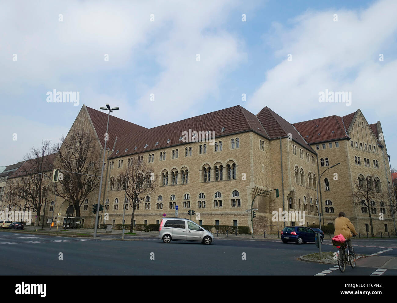 Regional district court on hi-res stock photography and images - Alamy