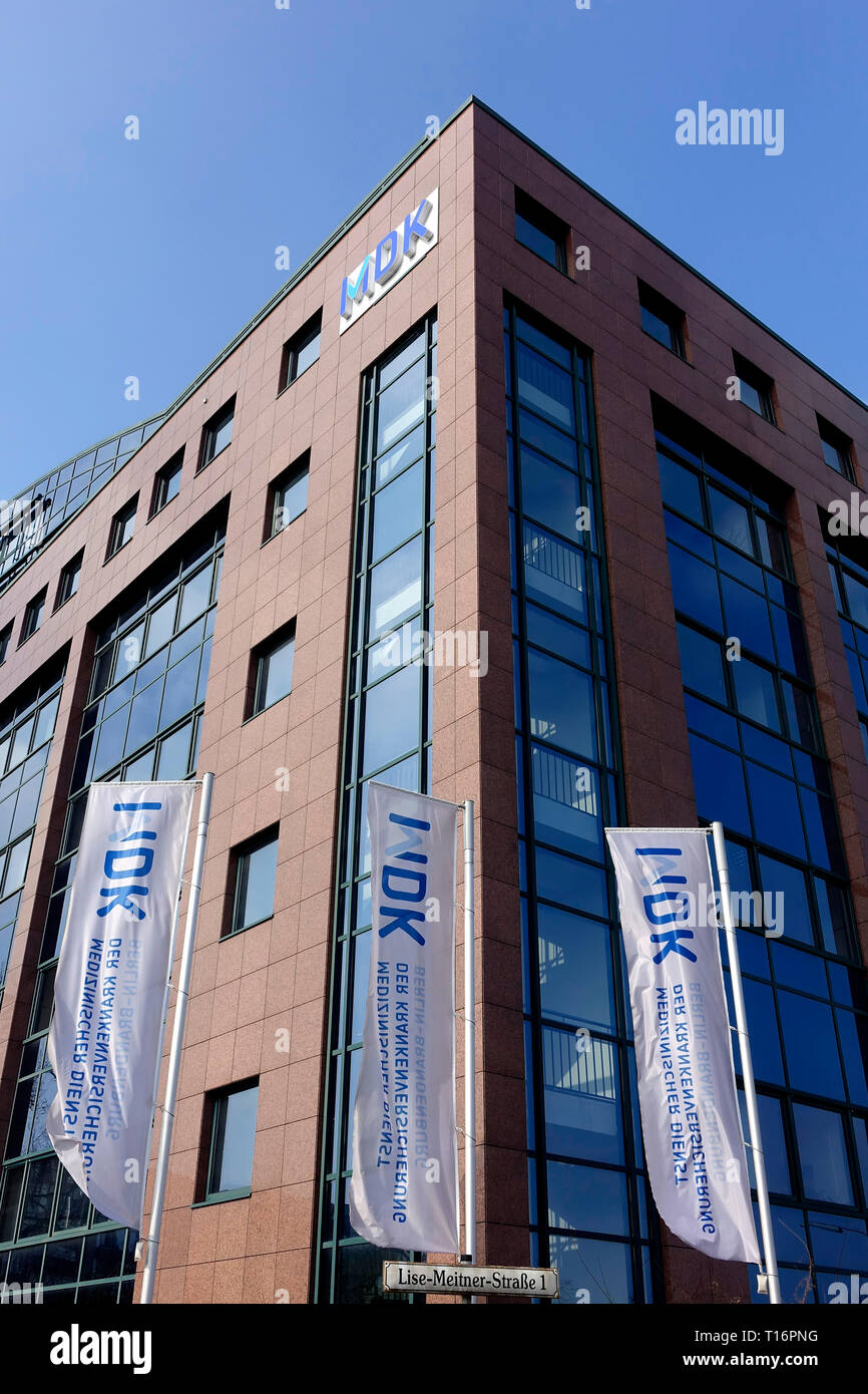 Nursing assessment hi-res stock photography and images - Alamy