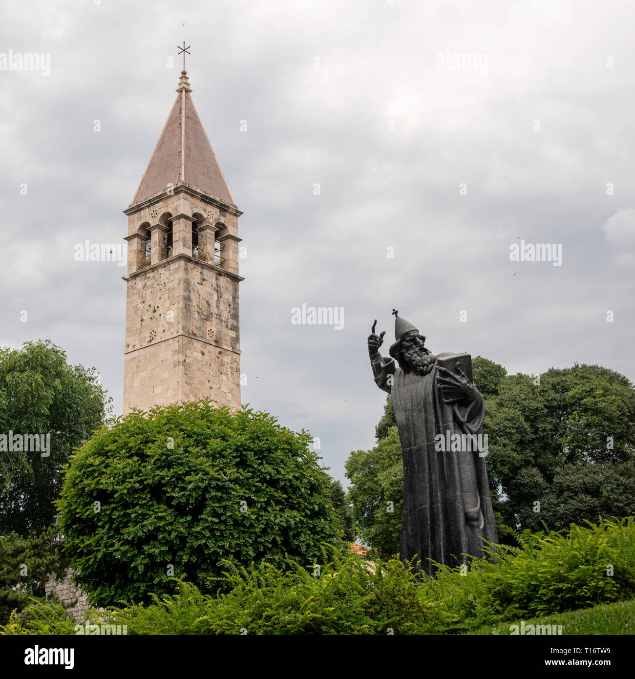 Bronze statue of gregory nin hi-res stock photography and images - Alamy