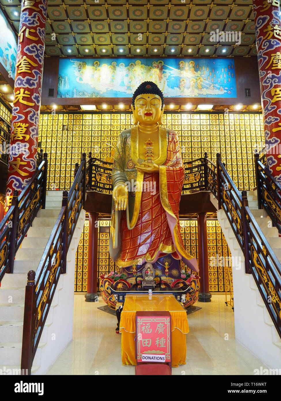 Sha Tin, Hong Kong - November 7, 2017: Statue near the ten thousand ...