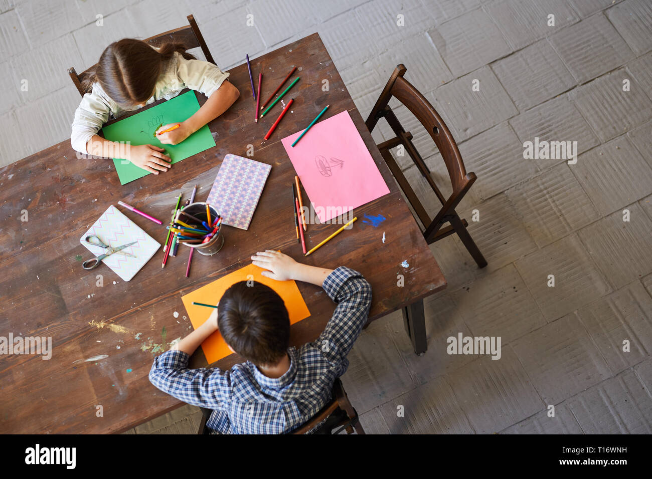 Table child drawing view above hi-res stock photography and images - Alamy