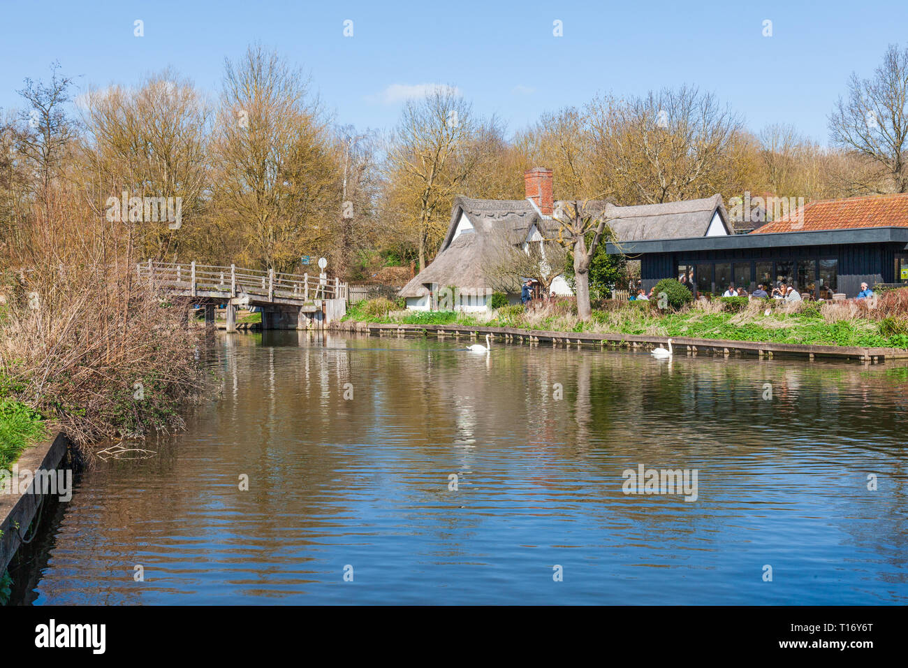 The vale footbridge hi-res stock photography and images - Alamy