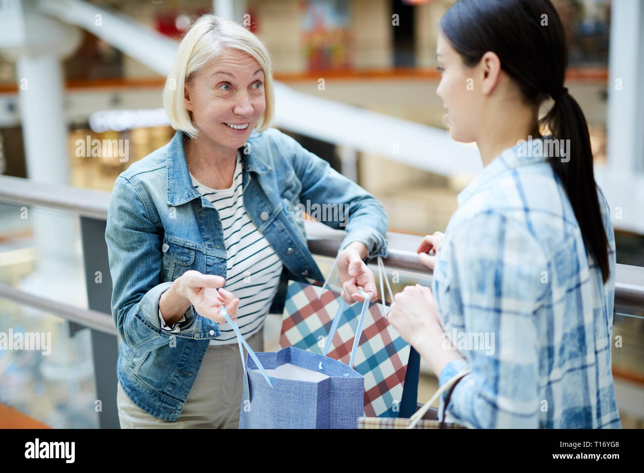 Bragging friends hi-res stock photography and images - Alamy