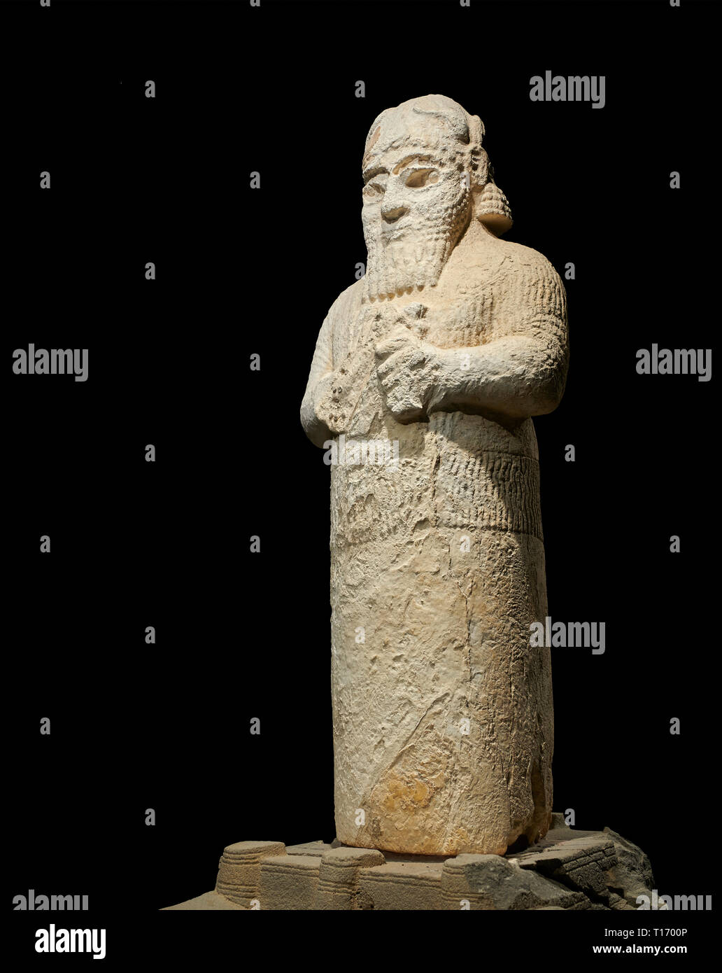 Picture of hittite statue hi-res stock photography and images - Alamy