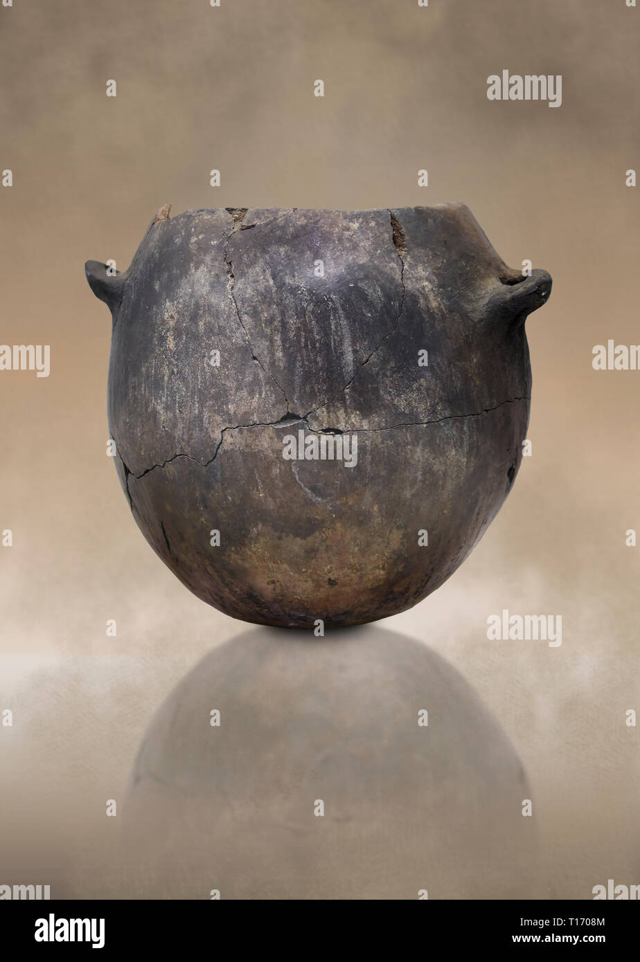 Neolithic pottery decorated hi-res stock photography and images - Alamy