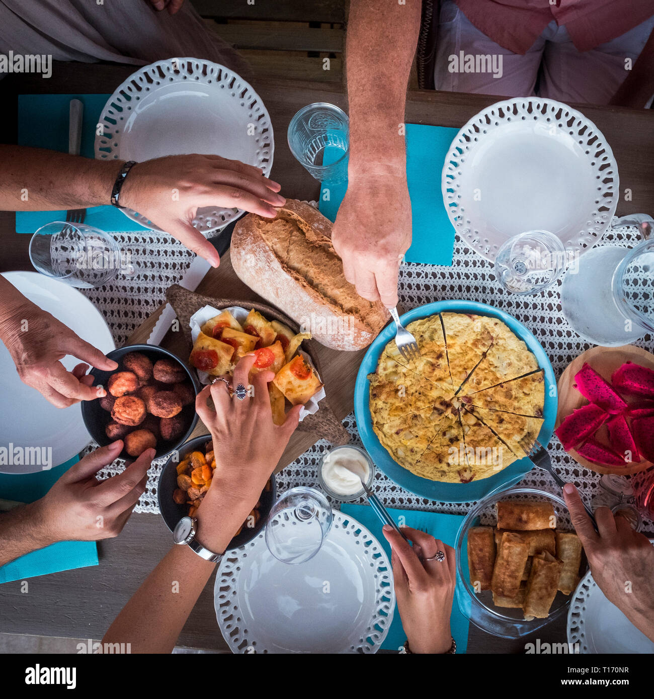 Table rinks hi-res stock photography and images - Alamy