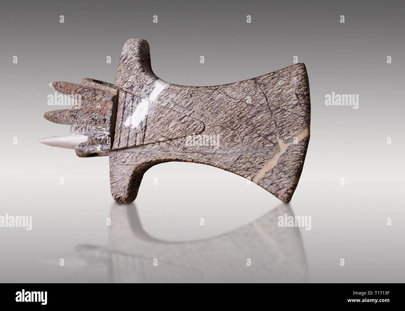 Ceremonial axe hi-res stock photography and images - Alamy