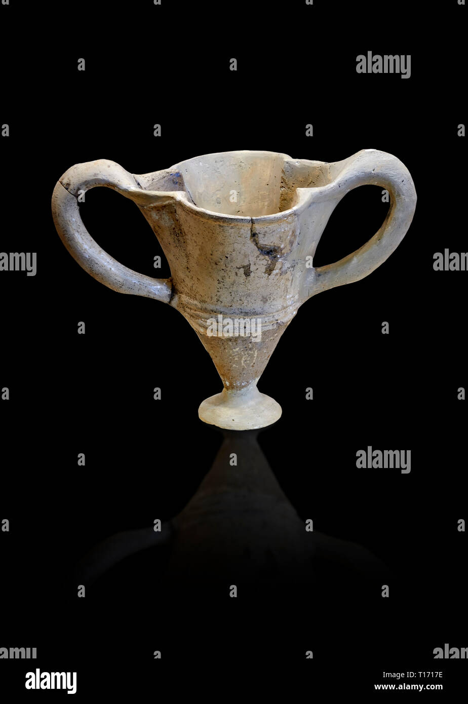 Hittite terra cotta twa handles fluted vase. Hittite Empire, Alaca ...