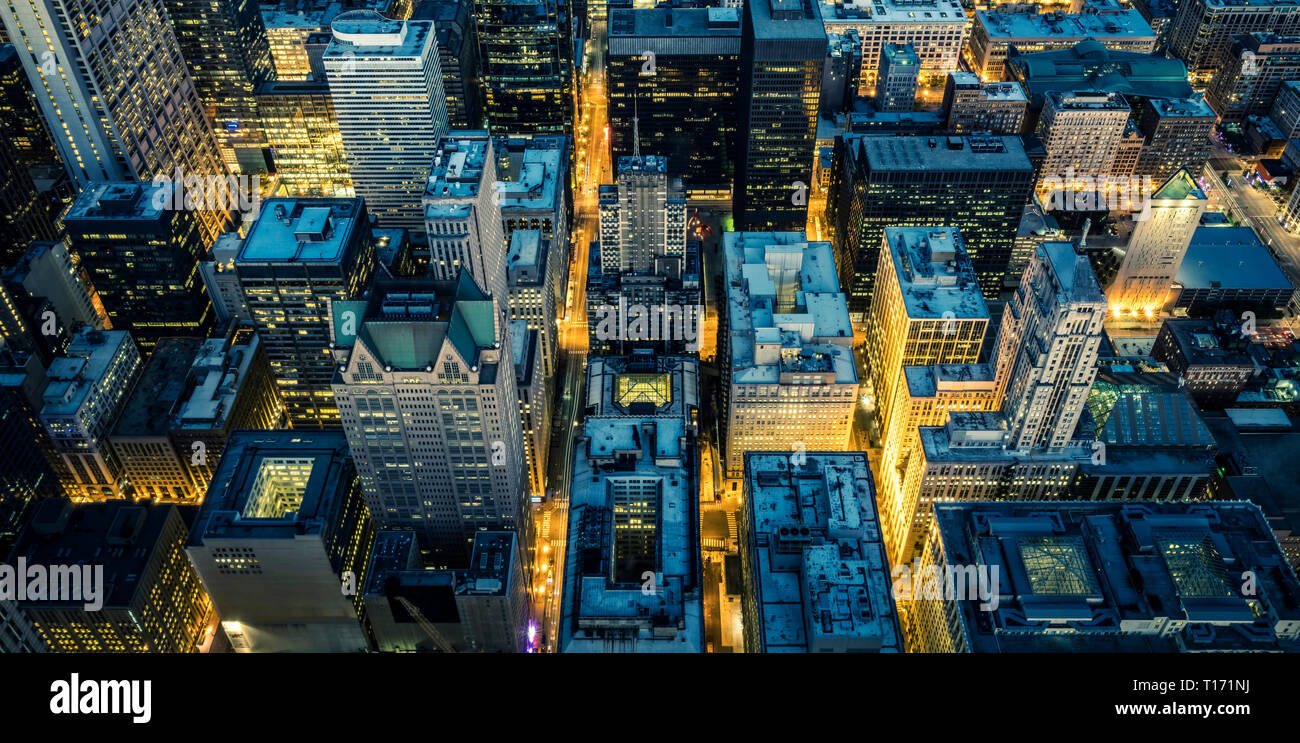 Aerial view of Chicago downtown by night, USA Stock Photo - Alamy