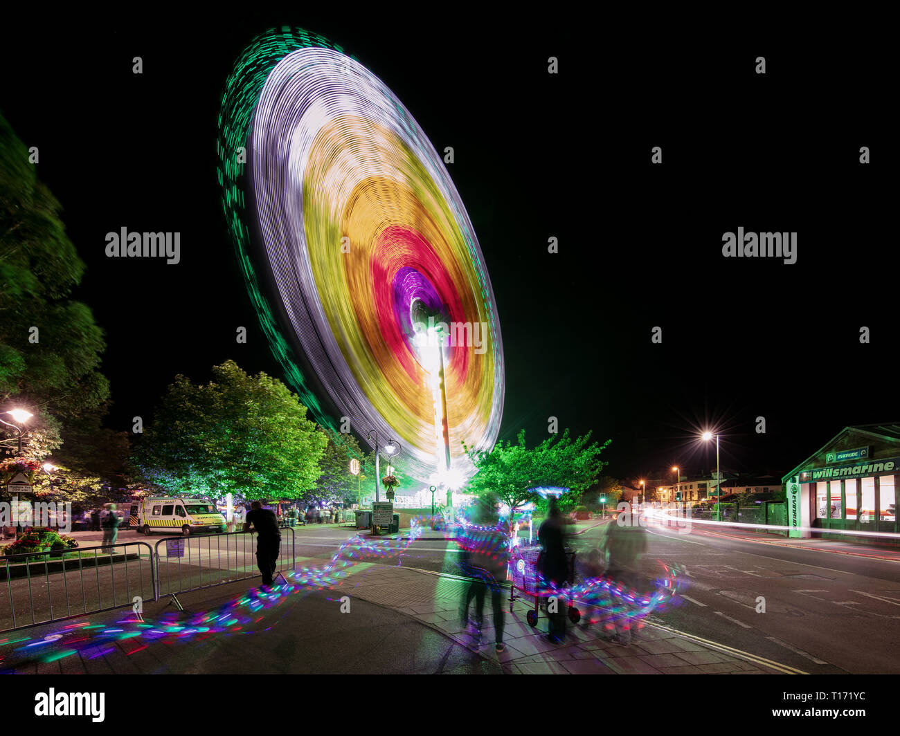 Fun fair spinning wheel hi-res stock photography and images - Alamy