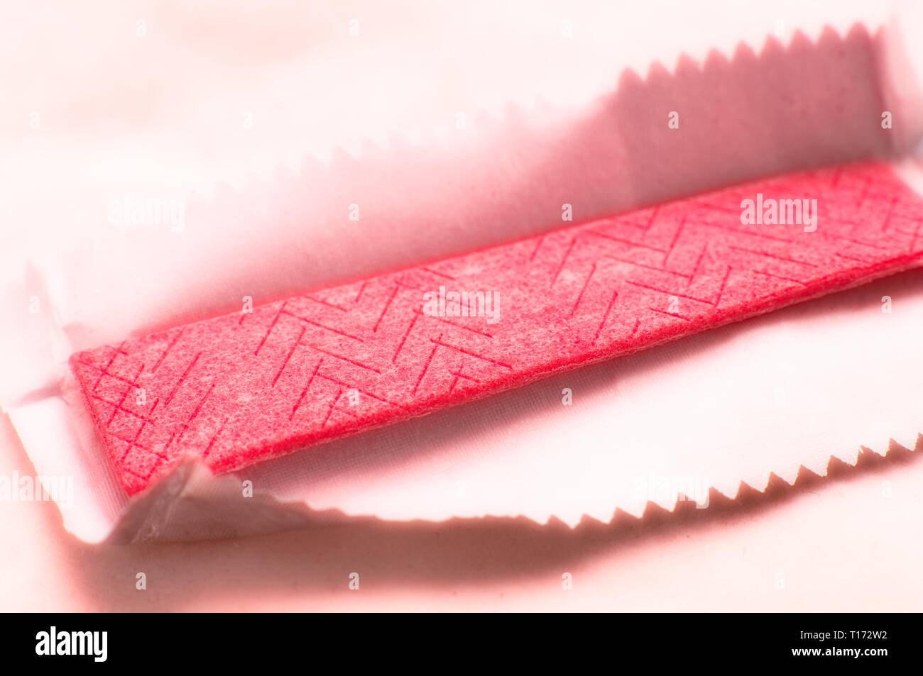 Pink bubblegum hi-res stock photography and images - Alamy