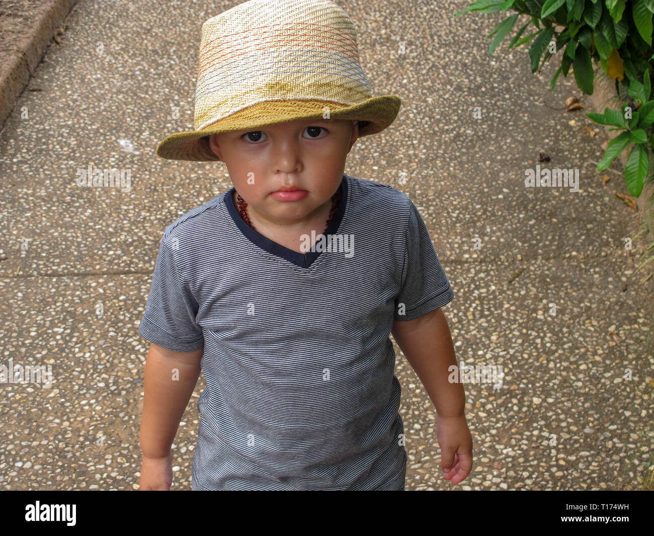 toddler walking, looking sad Stock Photo - Alamy toddler walking, looking sad Stock Photo - Alamy