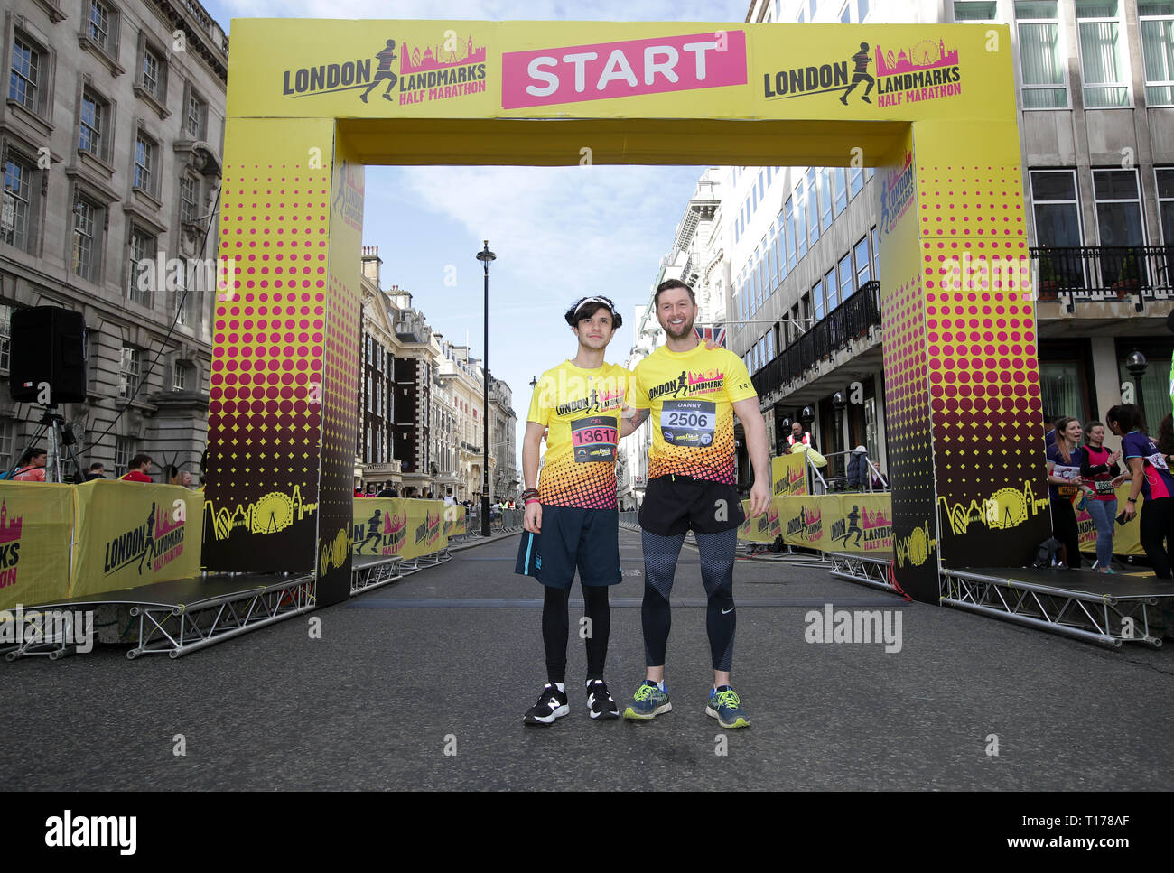 Marathon start line uk hi-res stock photography and images - Alamy