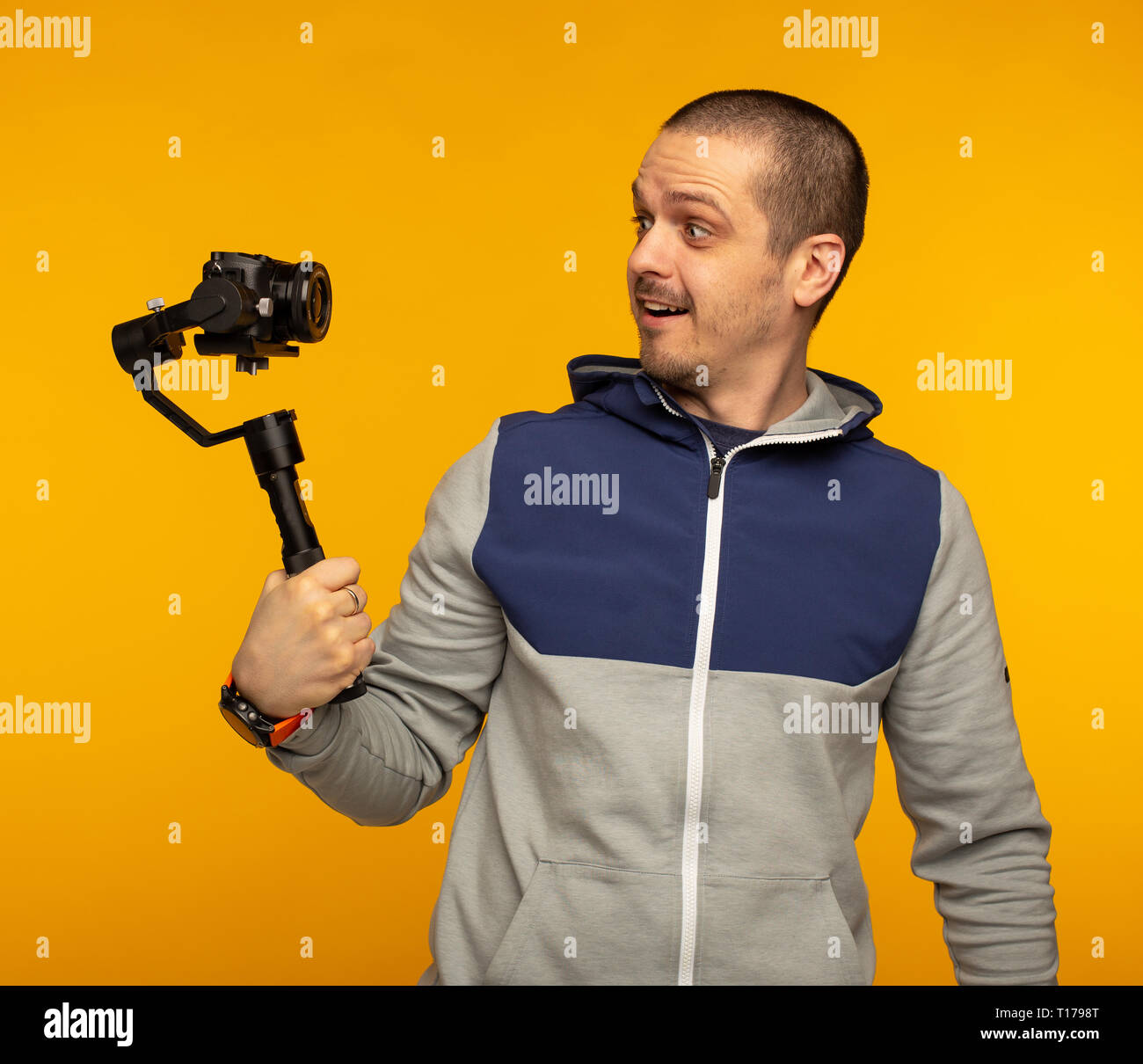 Gimbal hi-res stock photography and images - Alamy