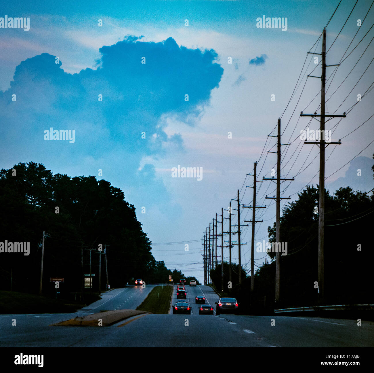 Car driving on open road hi-res stock photography and images - Alamy