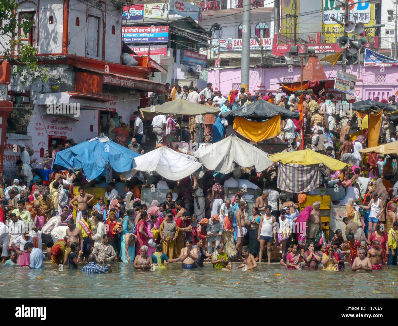 Kumbh mela crowd hi-res stock photography and images - Alamy