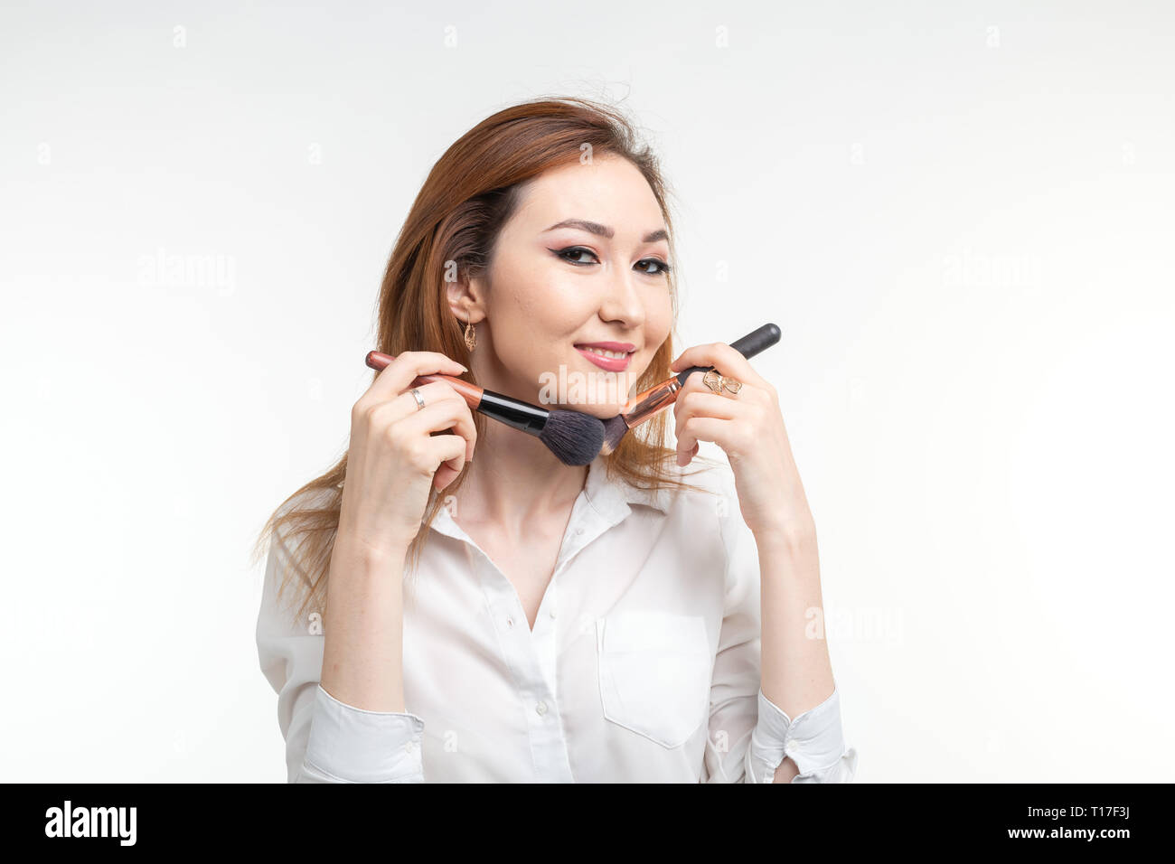 Korean dyed hair hi-res stock photography and images - Alamy