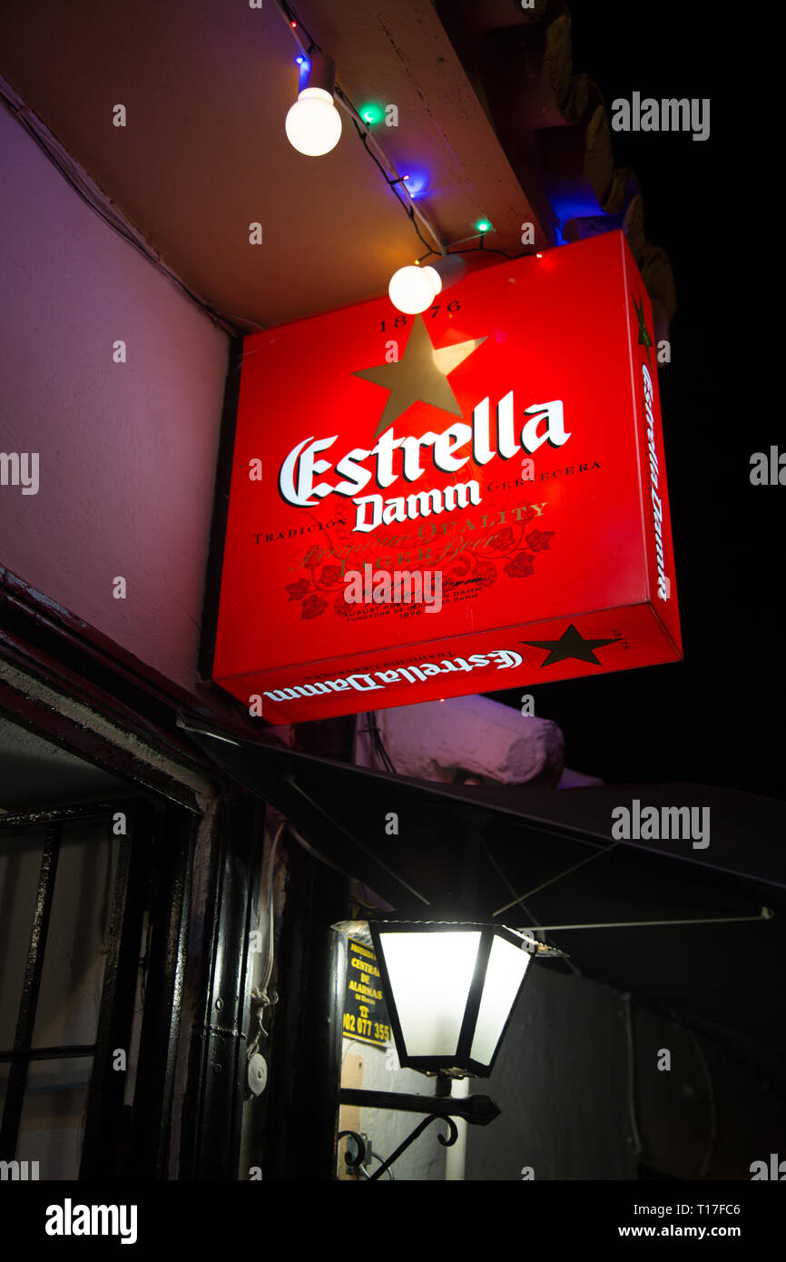Estrella Damm Stock Photos & Estrella Damm Stock Images - Alamy