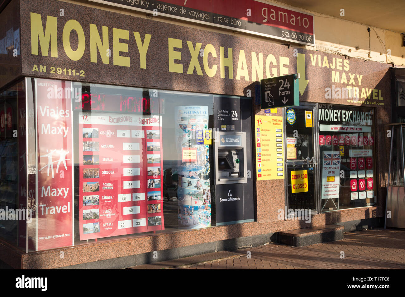 Cash shop spain hi-res stock photography and images - Alamy