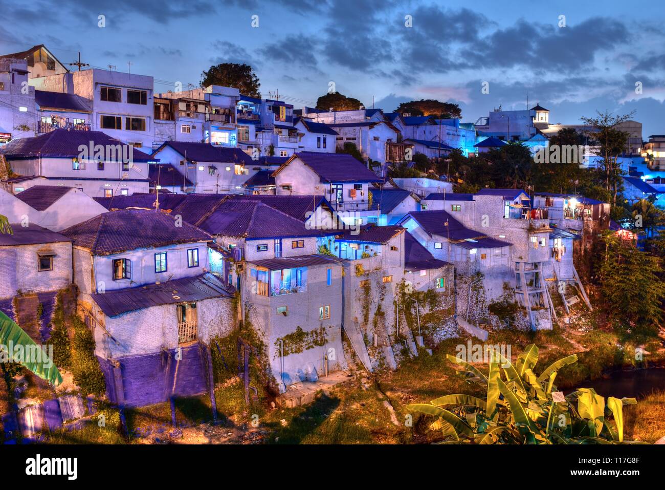 Biru hi-res stock photography and images - Alamy