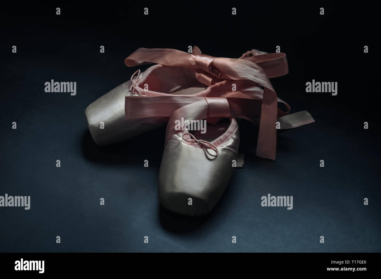 Pointe shoes ballet dance shoes with a bow of ribbons beautifully ...