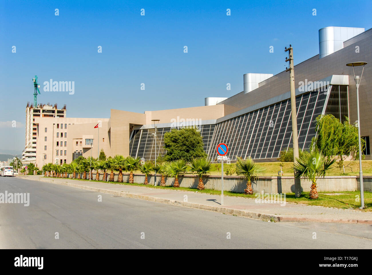 Izmir, Turkey, 26 May 2008: Courthouse at Bayrakli Stock Photo - Alamy
