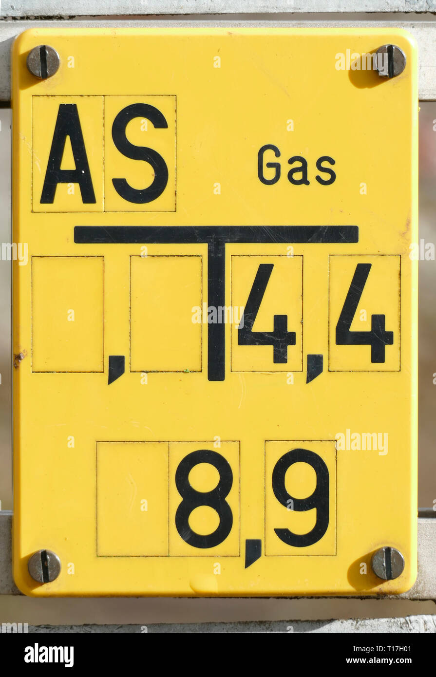 Shield gas hi-res stock photography and images - Alamy