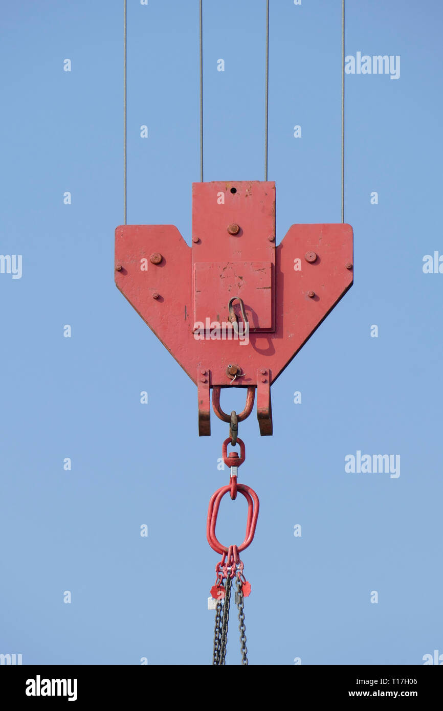 Cargo hook hi-res stock photography and images - Alamy