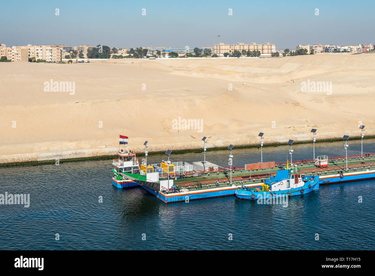 Pontoon bridge suez hi-res stock photography and images - Alamy