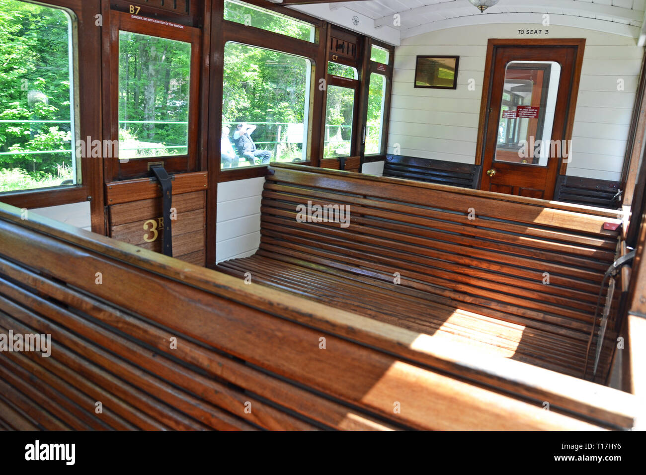 Victorian railway carriage interior hi-res stock photography and images ...