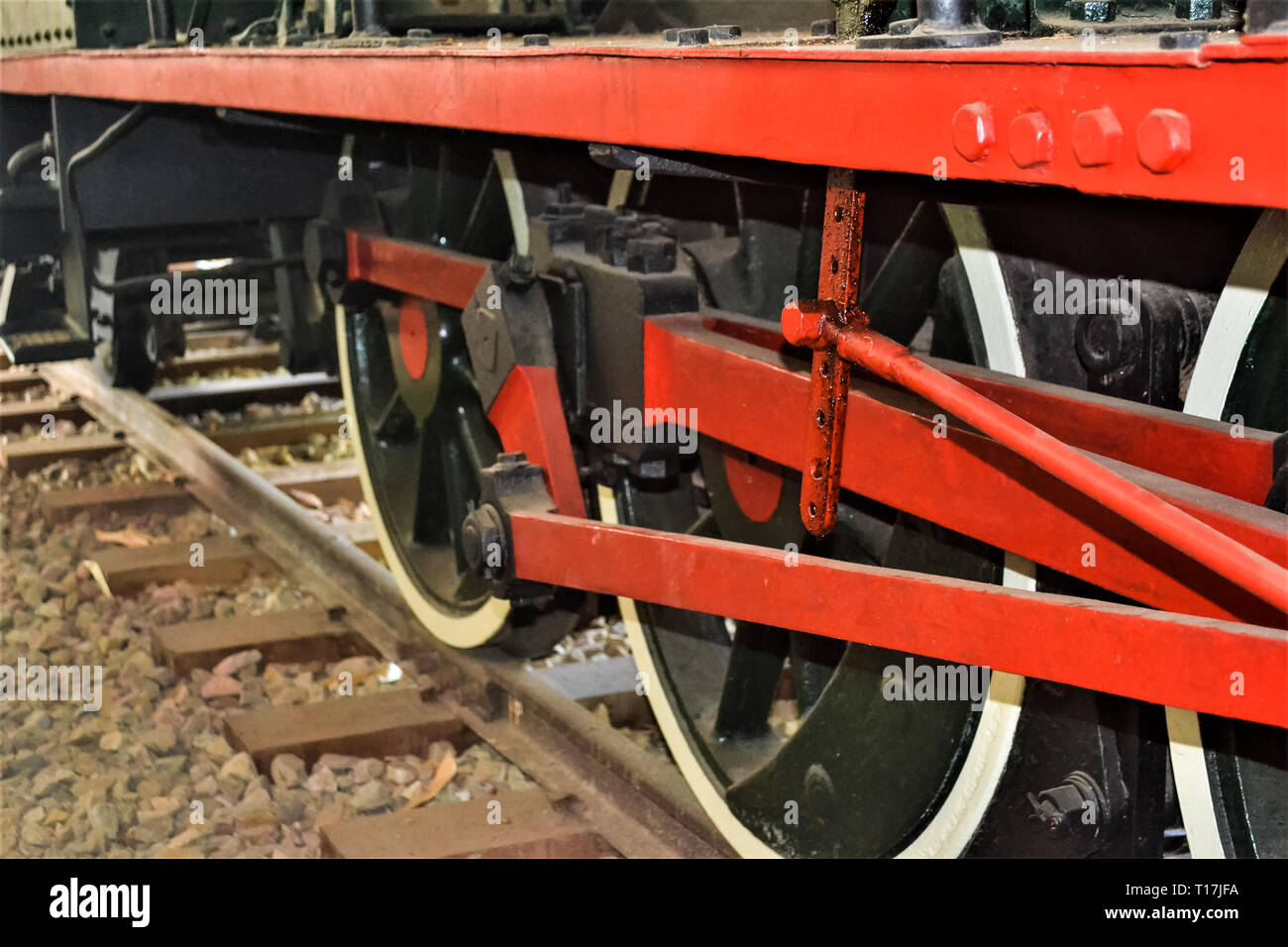 Red steam locomotive hi-res stock photography and images - Alamy