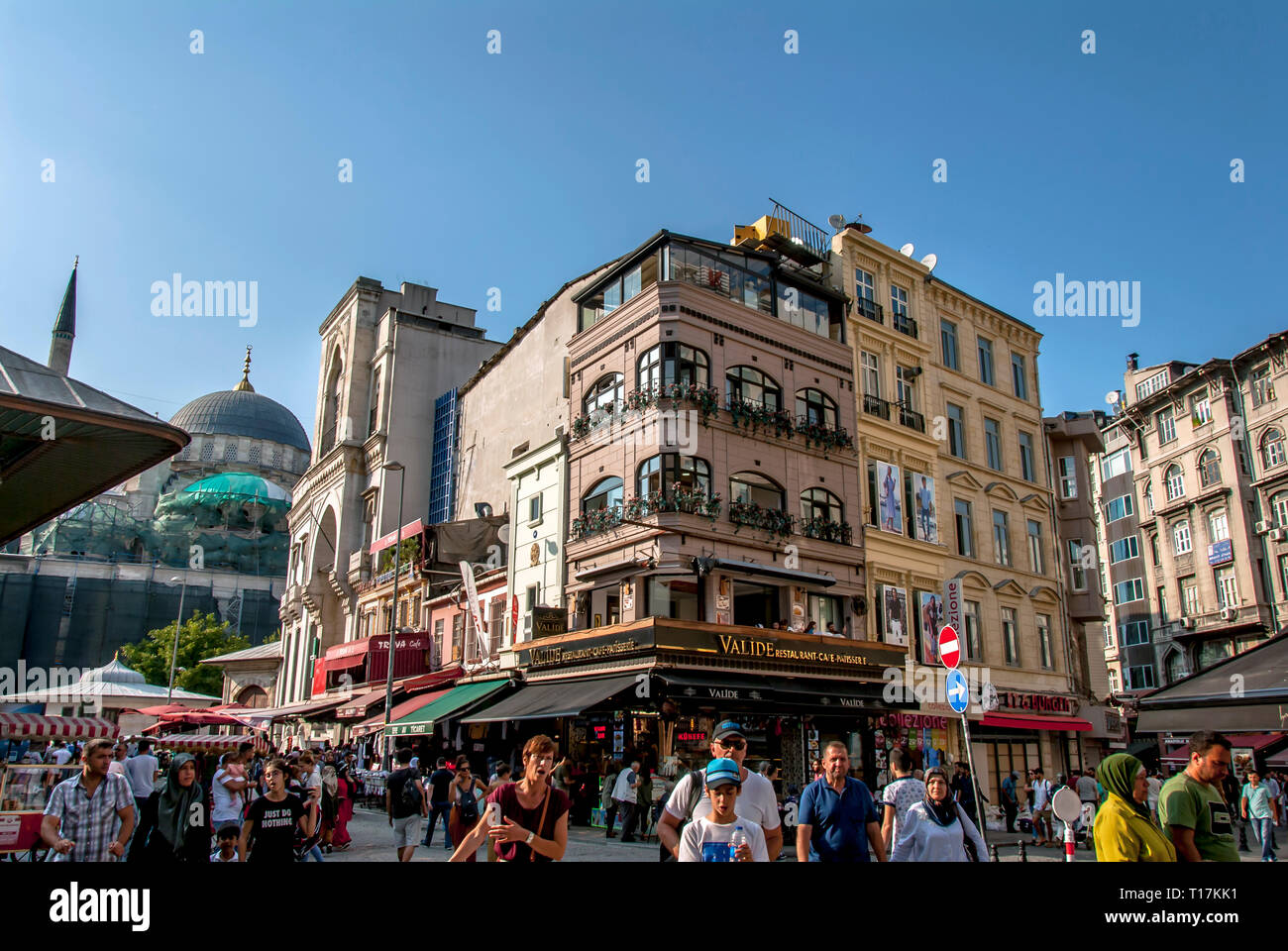 Google street view country hi-res stock photography and images - Alamy