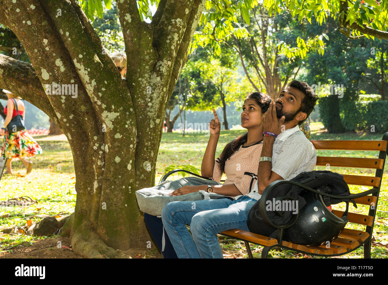 Kandy sri lanka young couple hi-res stock photography and images - Alamy