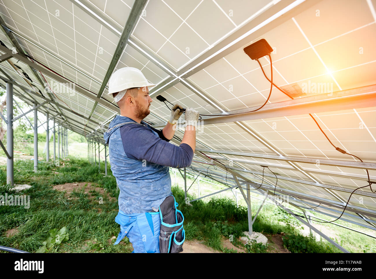 Installing and wiring of stand-alone solar photo voltaic panel system ...