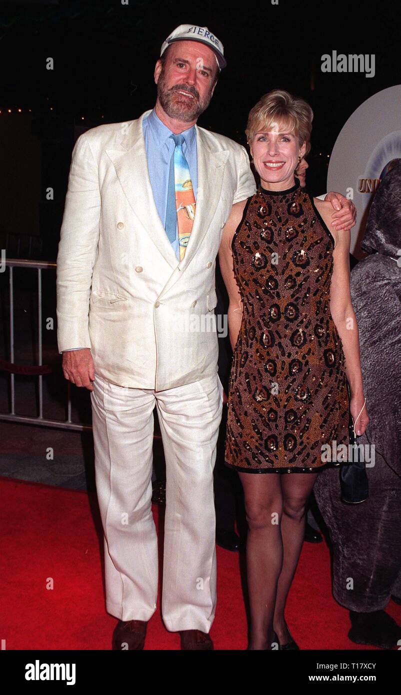 LOS ANGELES, CA. January 16, 1997: Actor John Cleese & wife Alyce Faye ...