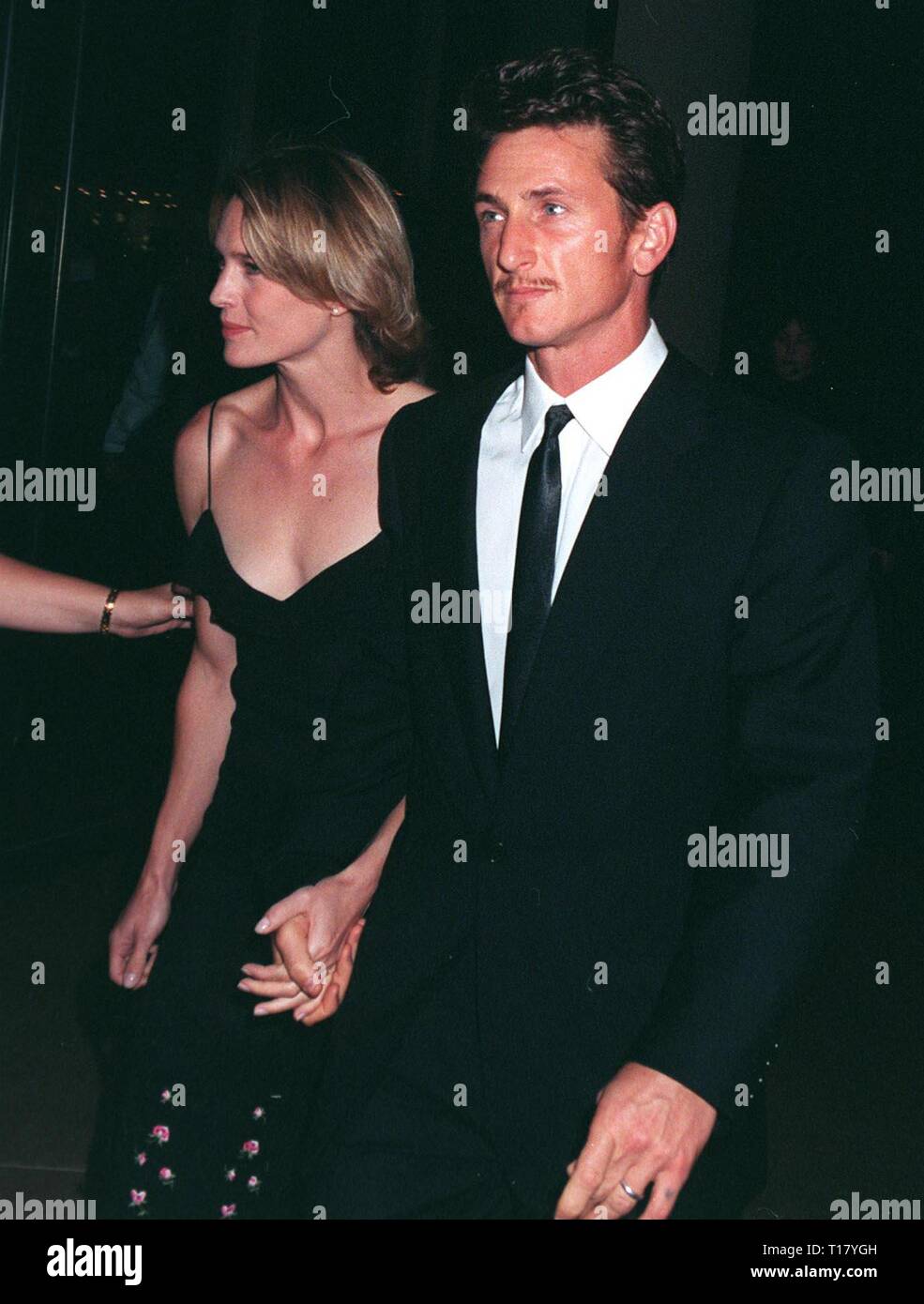LOS ANGELES, CA. September 14, 1997: Sean Penn & actress wife Robin ...